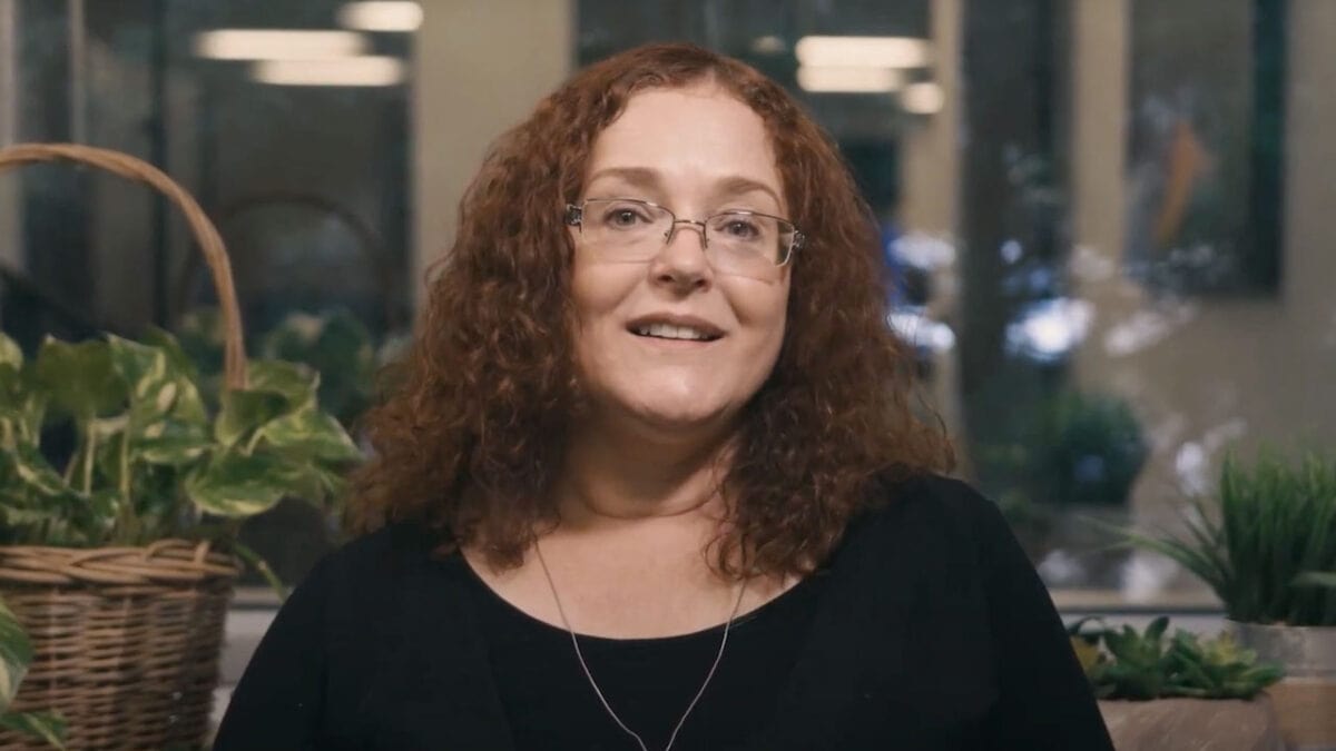 How to Stay Sober | 9+ Tips to Build a Sober Community