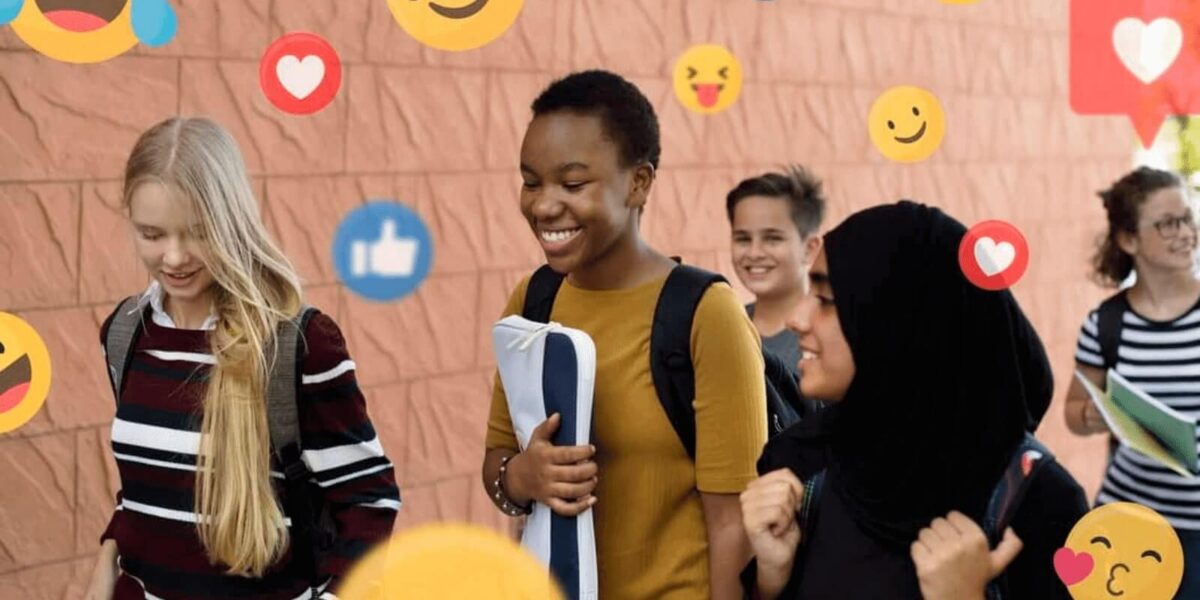 Effects of Social Media on Teens - Mental Health | Sandstone Care